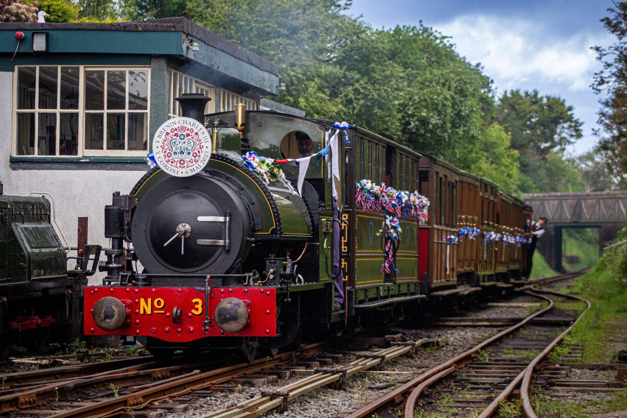 Talyllyn Railway celebrates the King’s Coronation with special trains ...